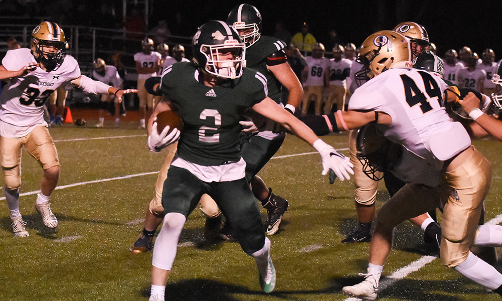 Canton Football Draws on Experience to Hold Off Foxboro