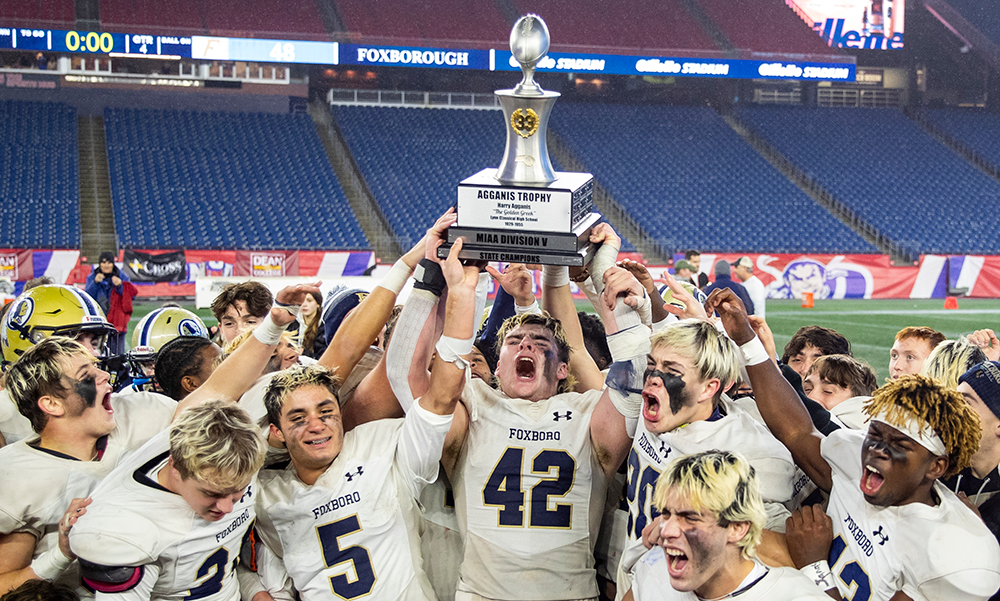 Foxboro Football Finishes the Mission, Wins D5 Super Bowl